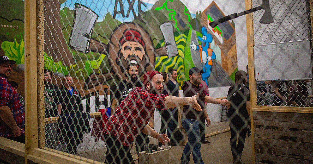 Free axe throwing on the 2018 International Axe Throwing Day