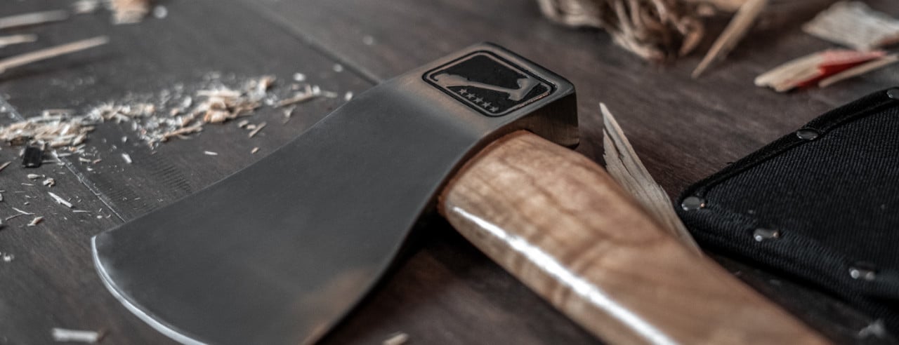 How To Throw An Axe - Learn From The Pros: Pics & More